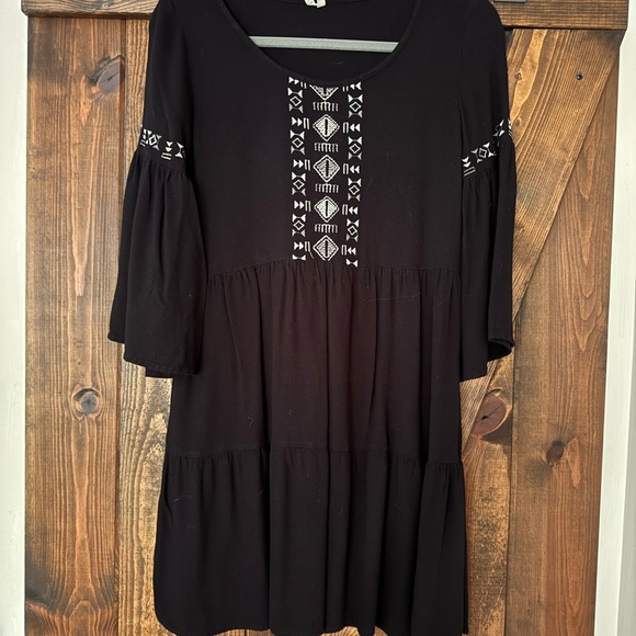 Mudd | Dresses | Mudd Black Midi Dress Elegant And Timeless | Poshmark